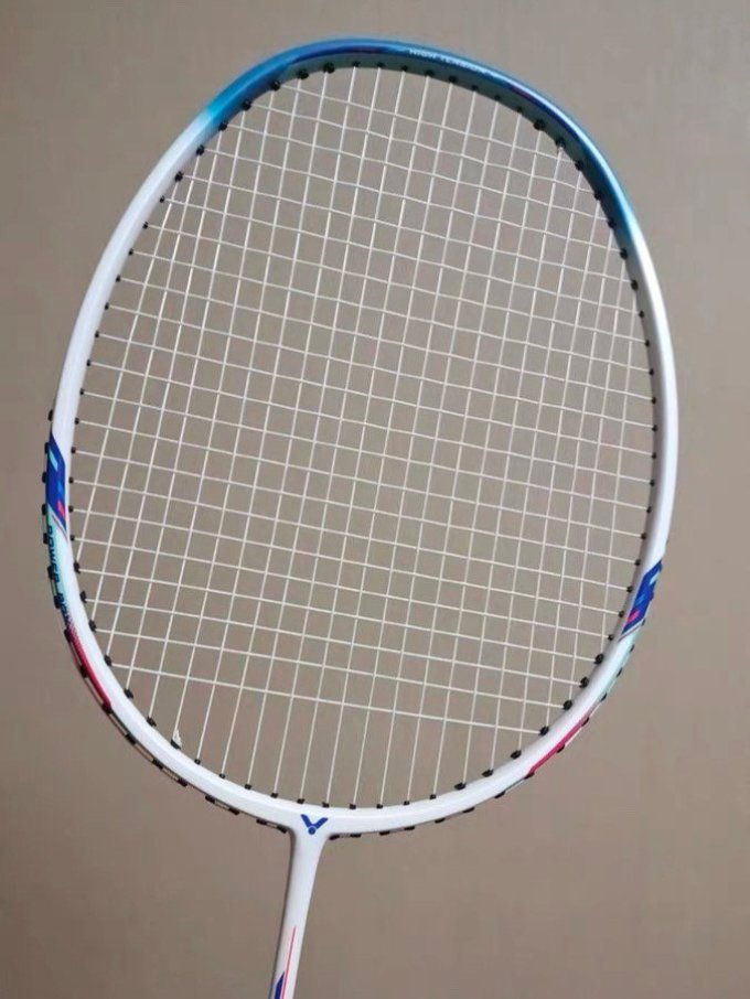 威克多羽毛球拍怎么样 威克多小铁锤羽毛球拍_什么值得买