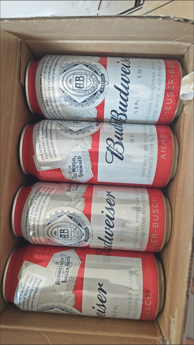 百威啤酒怎么样 泡沫三指，百威500毫升啤酒_什么值得买