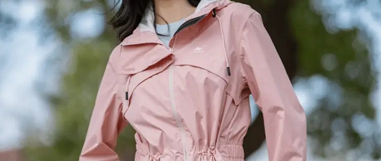 迪卡侬DECATHLON冲锋衣女户外山系运动防水春夏季登山服夹克外套ODT2 豆蔻粉 S——618运动实力派的首选_冲锋衣_什么值得买