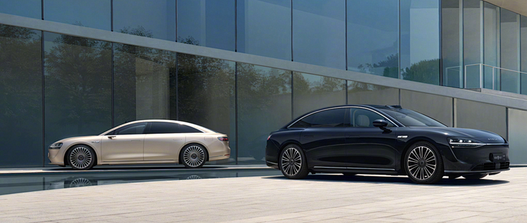 余承东带微博CEO试乘享界S9，预计售价45-55万元_新能源车_什么值得买