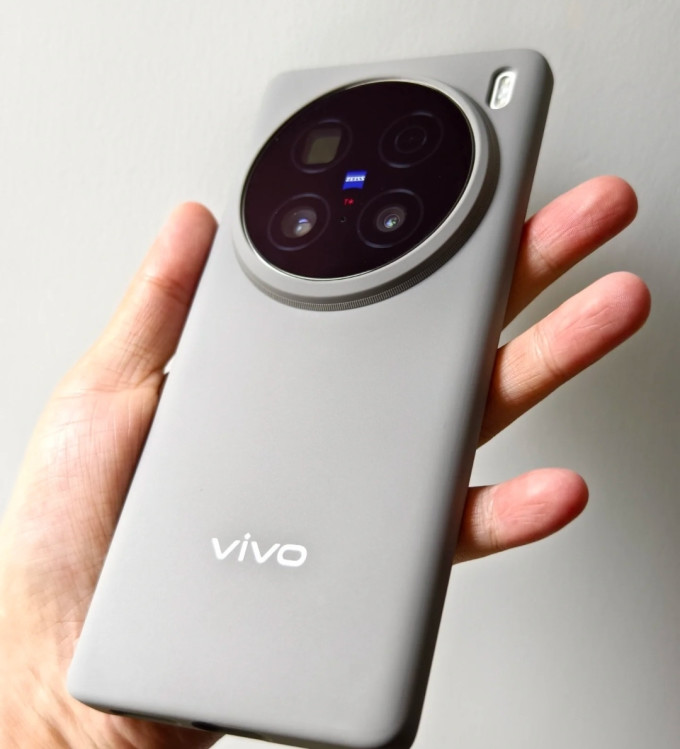 vivoX100 Ultra安卓手机怎么样 Vivox100全系列你会买单吗？_什么值得买