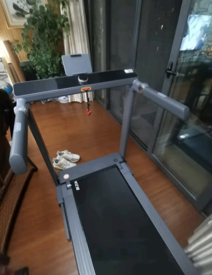 华为跑步机怎么样 华为智选跑步机家用降噪全折叠减震智能走步机亿健精灵S8 免安装 宽大跑台_什么值得买