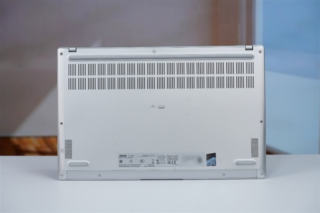 首发骁龙 X Elite！华硕无畏 Pro15 2024 评测：比肩 x86、AI 和续航更强_笔记本电脑_什么值得买