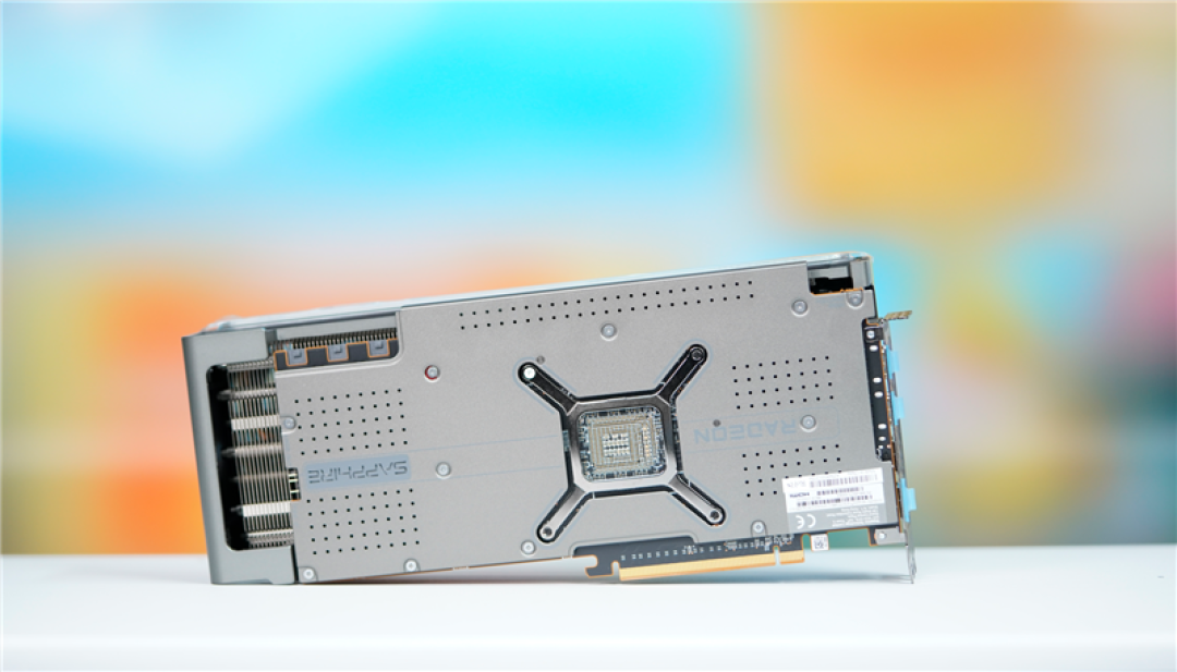 锐龙 7 9700X/5 9600X 首发评测：游戏性能超越 i9-14900K_CPU_什么值得买