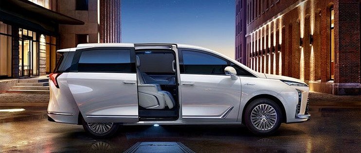 豪华商务MPV续航1370km：别克GL8陆尊PHEV_新能源车_什么值得买