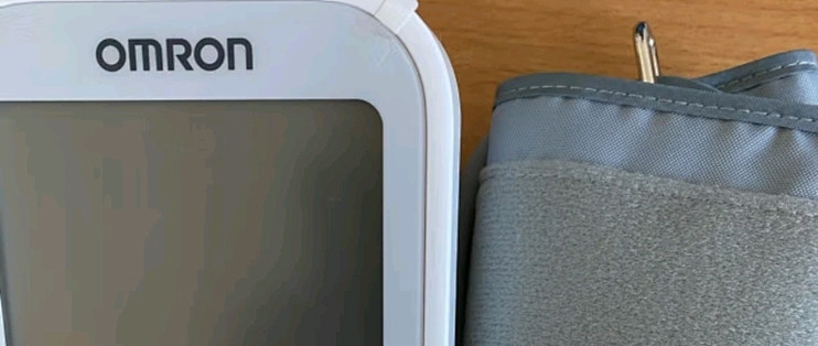 "欧姆龙（OMRON）U724J电子血压计：金榜榜首，家用医用两相宜的高精准血压测量专家"_上臂式血压计_什么值得买