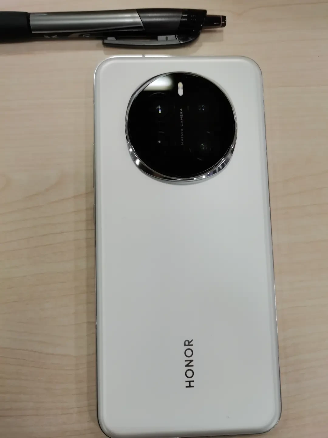 荣耀Magic 7系列评测：设计出众，性能卓越，影像系统惊艳_手机_什么值得买