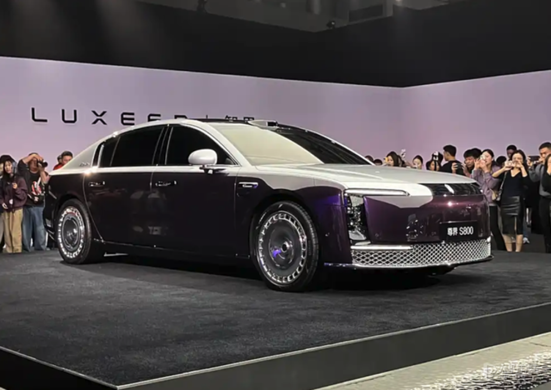 华为尊界 S800 48小时预定2108台，引领国产豪车新高度_轿车_什么值得买