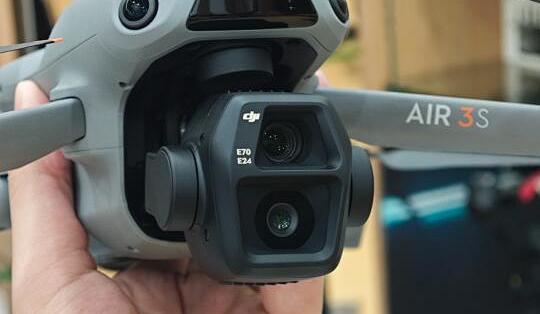 大疆Air3S无人机性价比详解及其在拍摄大片中的潜力分析_无人机_什么值得买