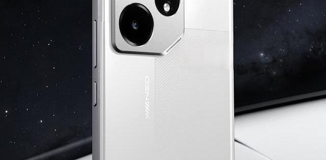 realme Neo7 三配色亮相：星舰版、陨石黑、潜航，性能与续航双提升，售价2499元起_手机_什么值得买