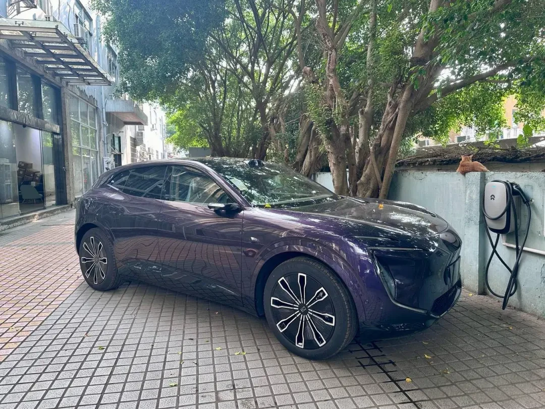 智己LS6、极氪7X和阿维塔07：三款25万级中型SUV全方位对比_新能源车_什么值得买