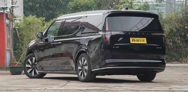 沃尔沃EM90：首款豪华纯电动MPV亮点解析，81.8万元值不值？_MPV_什么值得买