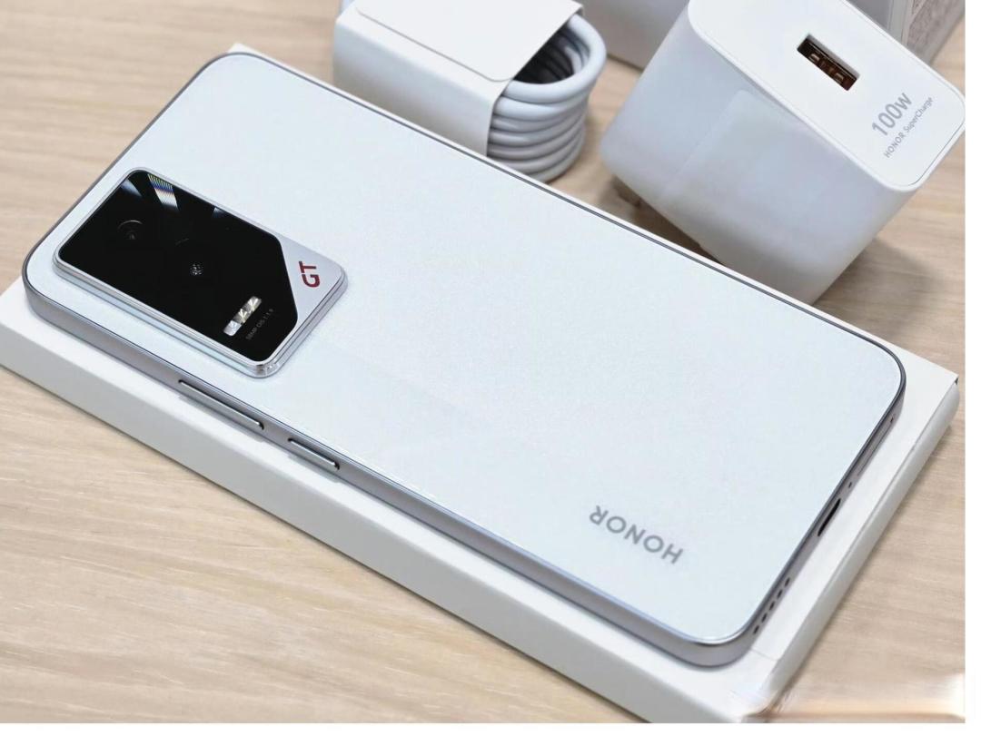 荣耀GT与荣耀90GT对比评测：性能差距大揭秘_手机_什么值得买