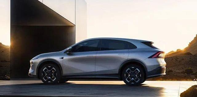 小鹏G7 vs. 小米YU7：智能家用SUV性能与设计深度解析_新能源车_什么值得买