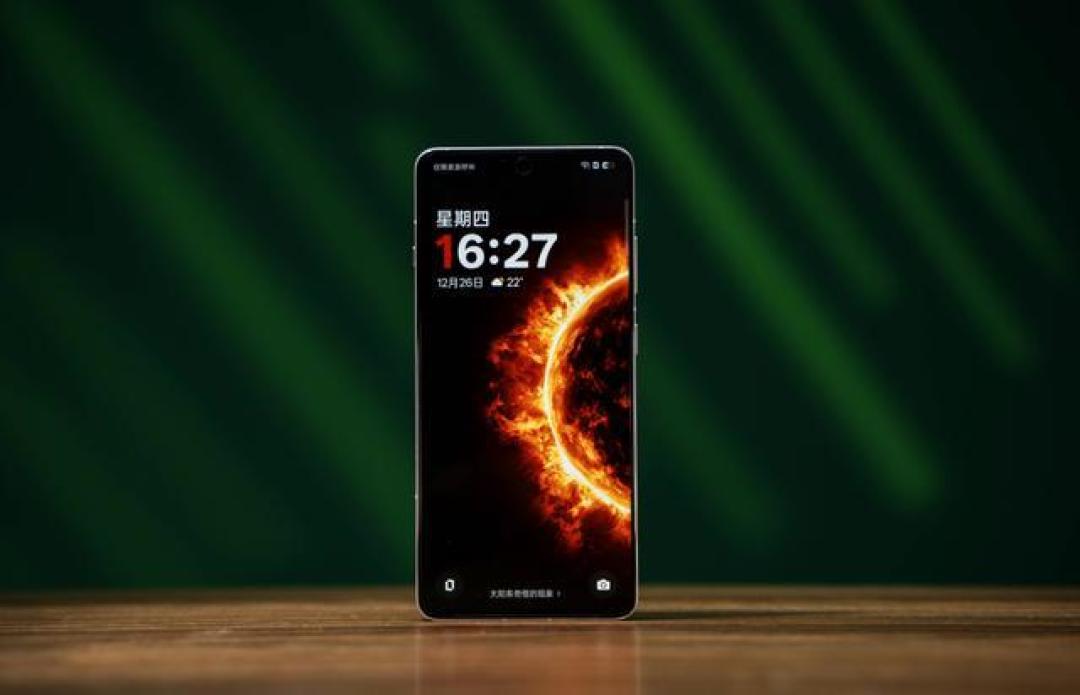 红米K80与一加Ace 5深度对比：屏幕、性能和续航谁更胜一筹？_手机_什么值得买