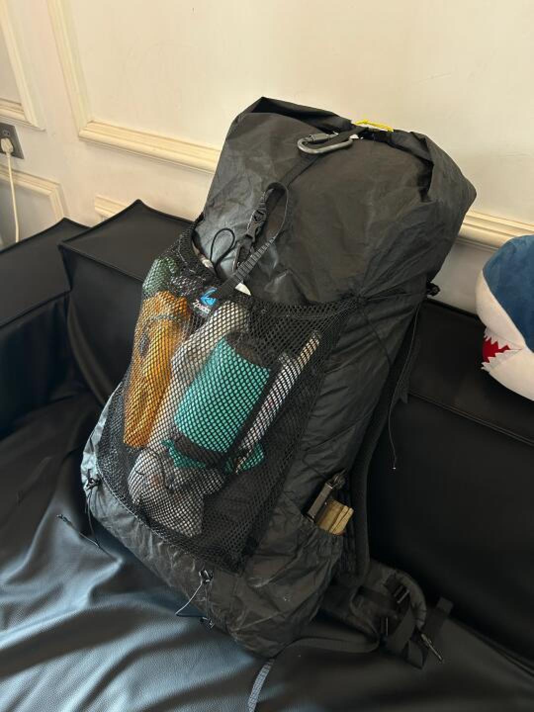Zpacks Arc Haul Ultra 60L 背包深度解析：超轻设计与实用性的完美结合_户外背包_什么值得买
