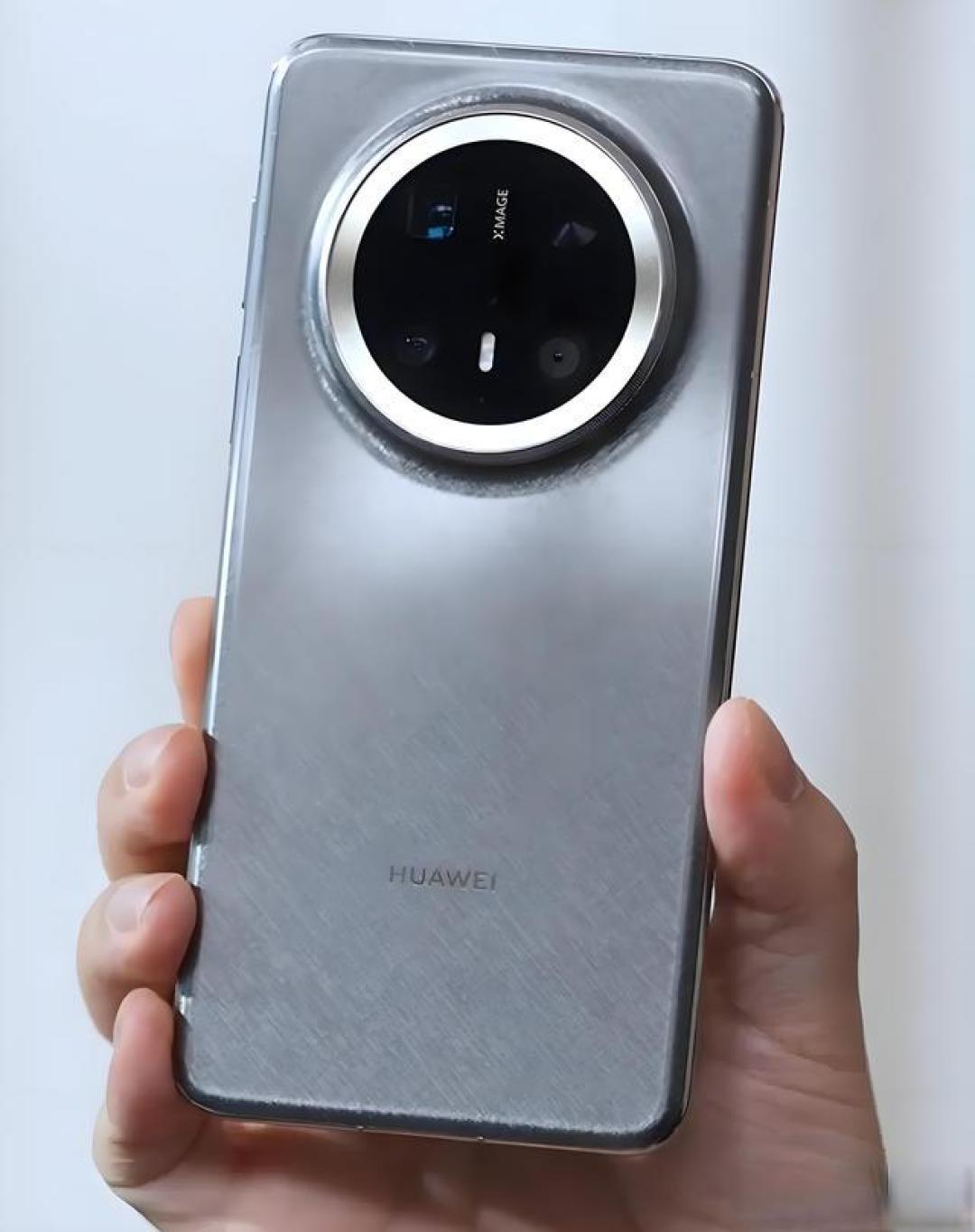 华为Mate70系列全方位对比：从直屏到旗舰的选购指南_手机_什么值得买