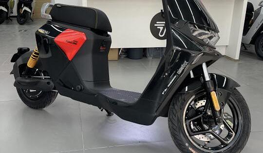 九号F2z 110 MAX评测：创新设计与卓越用户体验解析_电动车整车_什么值得买