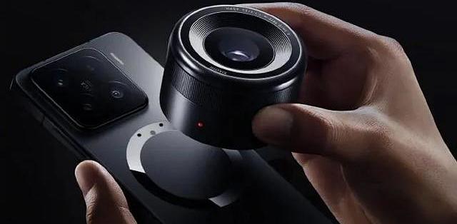 磁吸外接摄像头：小米15系列能否引领手机摄影新风潮？_手机_什么值得买