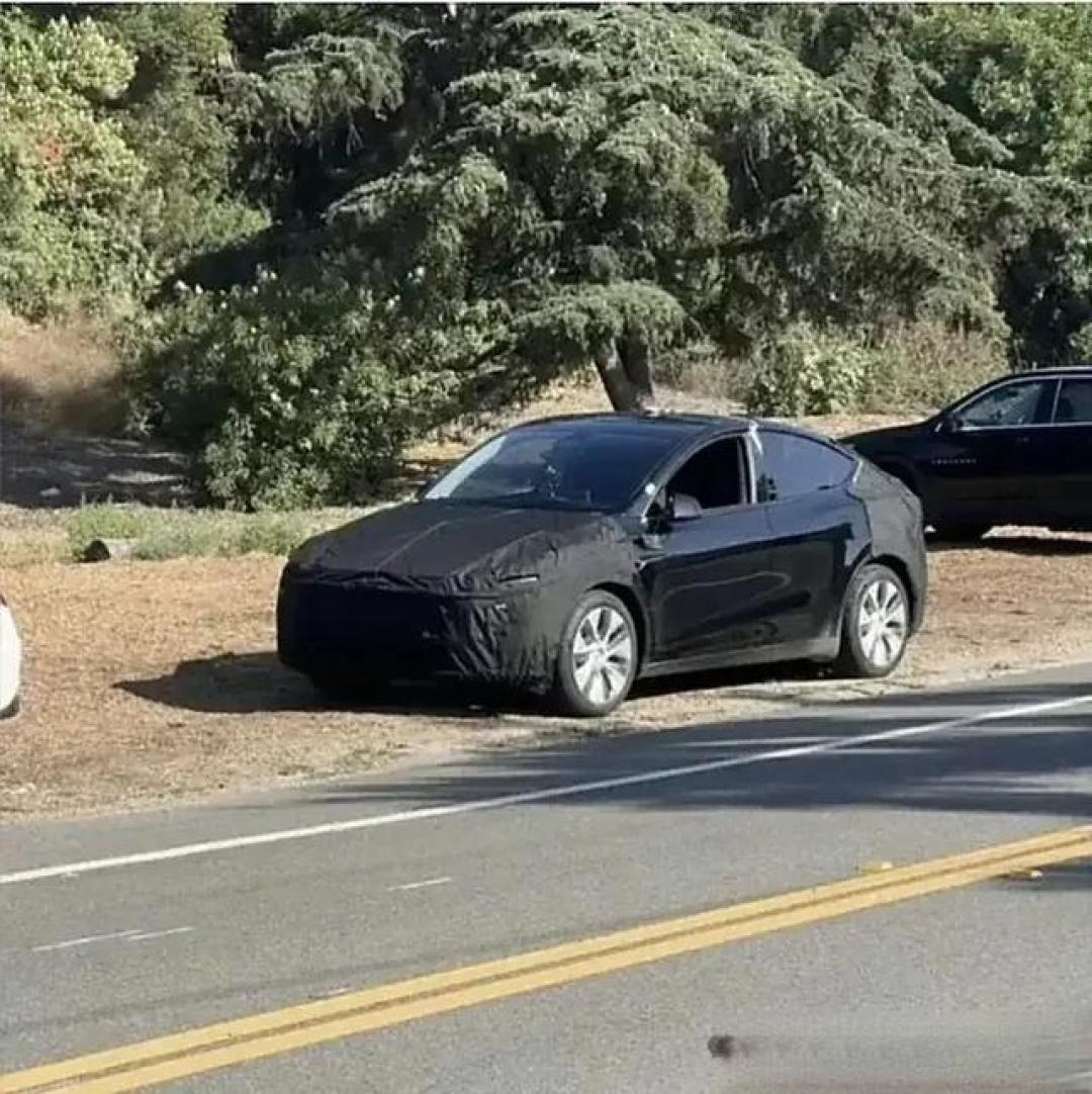 特斯拉Model Z：颠覆MPV市场的未来座驾_新能源车_什么值得买