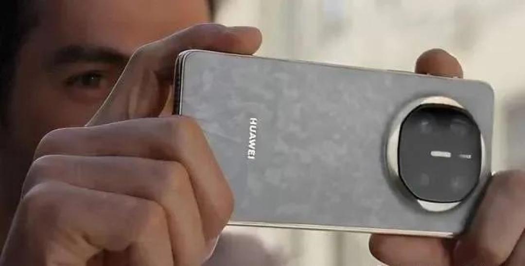 华为Mate80系列黑科技全解析：四等深微边直屏+麒麟芯硬刚iPhone17_手机_什么值得买