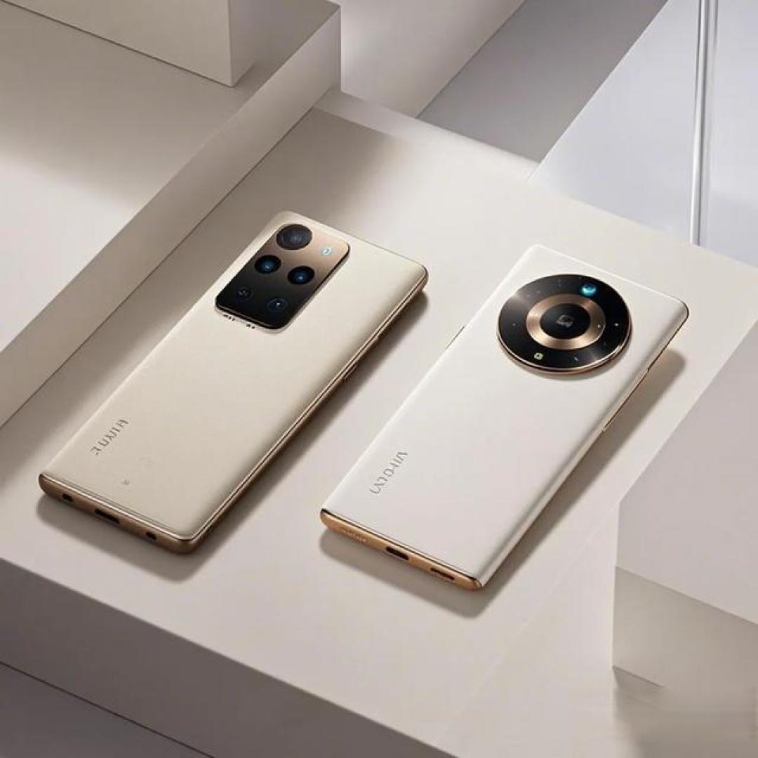 华为Mate70 Pro优享版对比原版：300元差价换来了什么？_手机_什么值得买