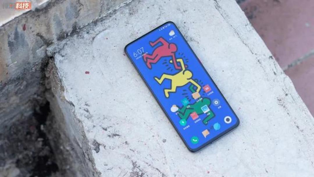 Redmi K90系列爆料：潜望长焦+骁龙8 Elite 2+7500mAh，直屏旗舰新标杆？_手机_什么值得买