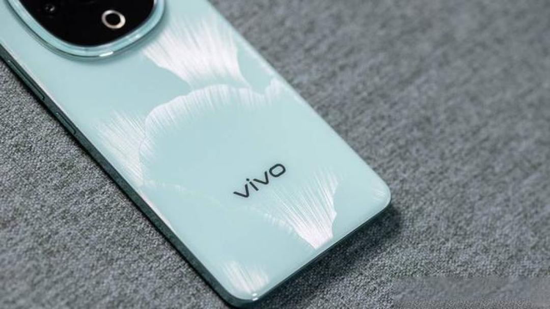 vivo Y300i评测：硬核抗摔+超长续航，同价位千元机谁更抗打？_手机_什么值得买