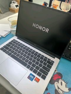HONOR 荣耀 X14 七代锐龙版 14英寸 轻薄本 银色（锐龙R5-7640HS、核芯显卡、16GB、512GB SSD ...