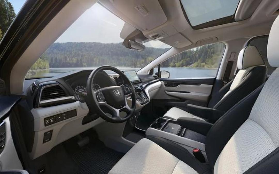 美版奥德赛深度拆解：3.5L V6发动机+魔术空间，燃油MPV最后的倔强？_MPV_什么值得买