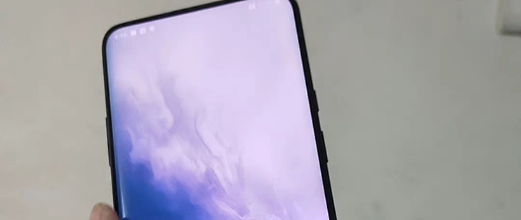 370元的安卓机皇，骁龙855+2K全面屏，还能再战三年？_手机_什么值得买