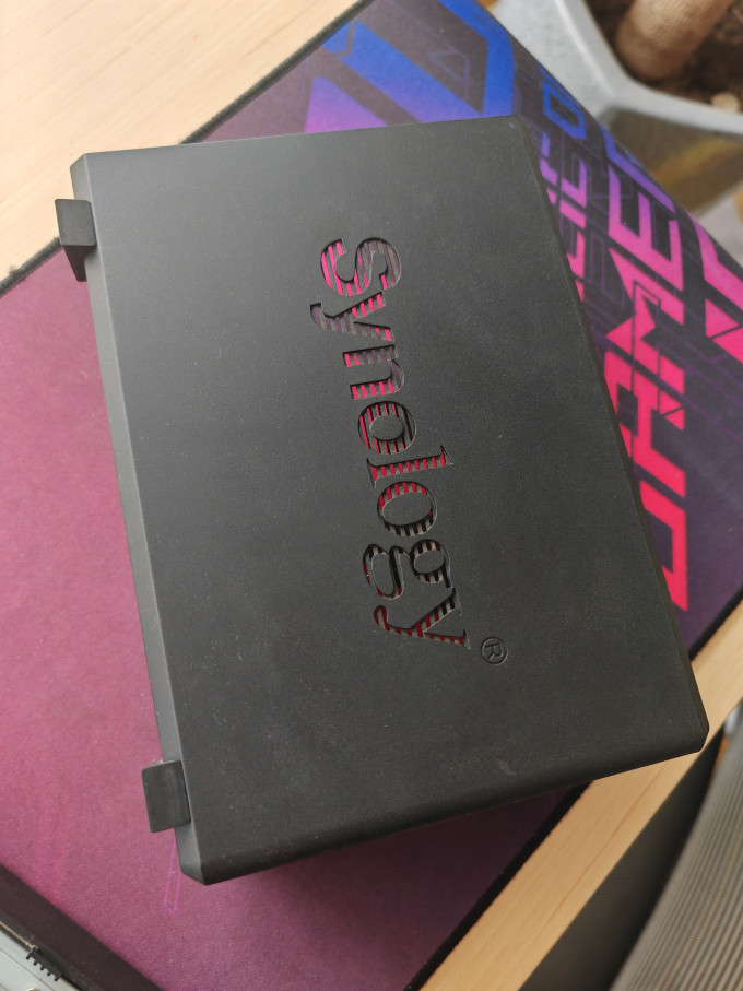 群晖218Play拆机清洁_什么值得买