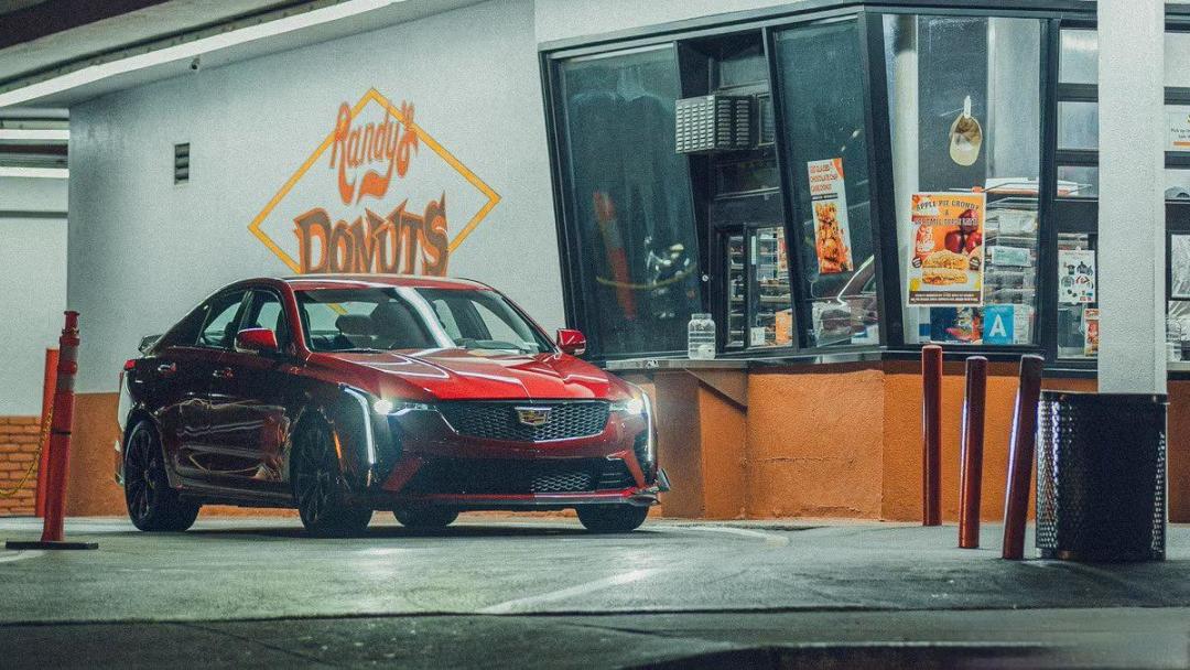 14万买2.0T后驱！凯迪拉克CT4真香背后，这个缺点让人又爱又恨_轿车_什么值得买