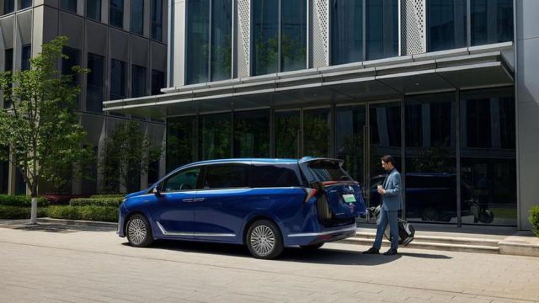 全新别克GL8震撼登场：豪华升级、超长续航，高端MPV市场再掀波澜_MPV_什么值得买