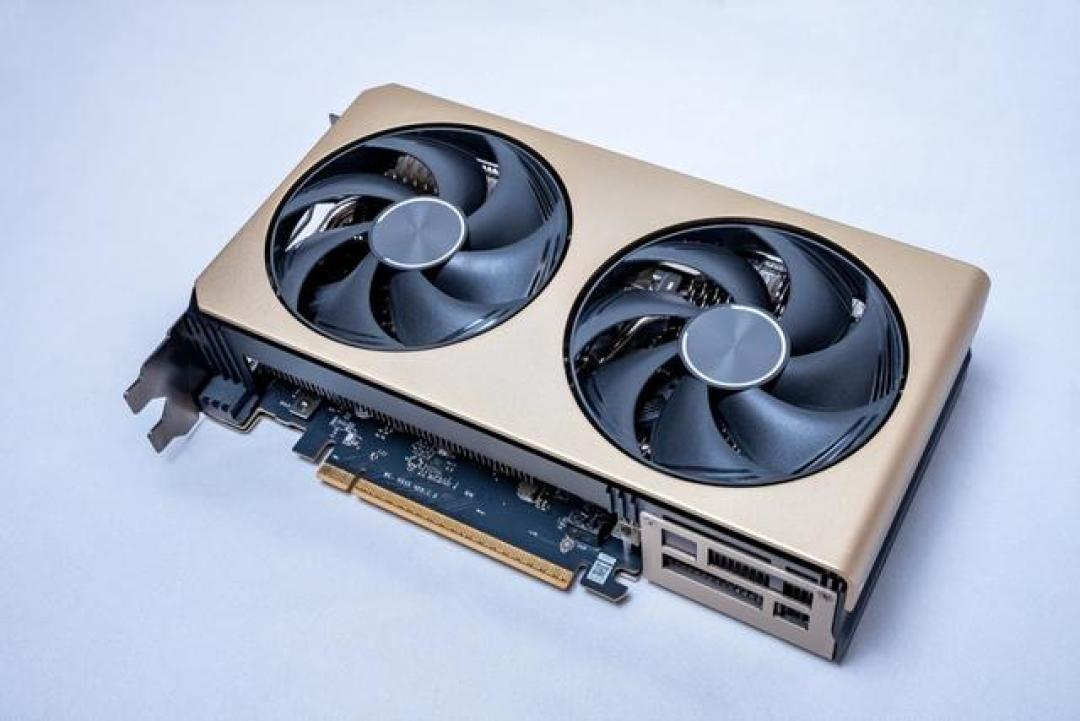 微星RTX 5060 Ti 16G VANGUARD SOC深度评测：DLSS4+ITX双杀，3599元能否改写入门显卡格局？_显卡_什么值得买