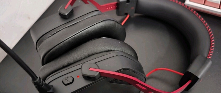 西伯利亚K03S2.4G真无线蓝牙游戏耳机：大男孩的电竞快乐秘籍🎧_蓝牙耳机_什么值得买