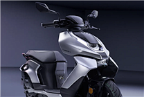 极速110km/h 极核AE8 S+MY25电动摩托车首发：23180元_摩托车整车_什么值得买