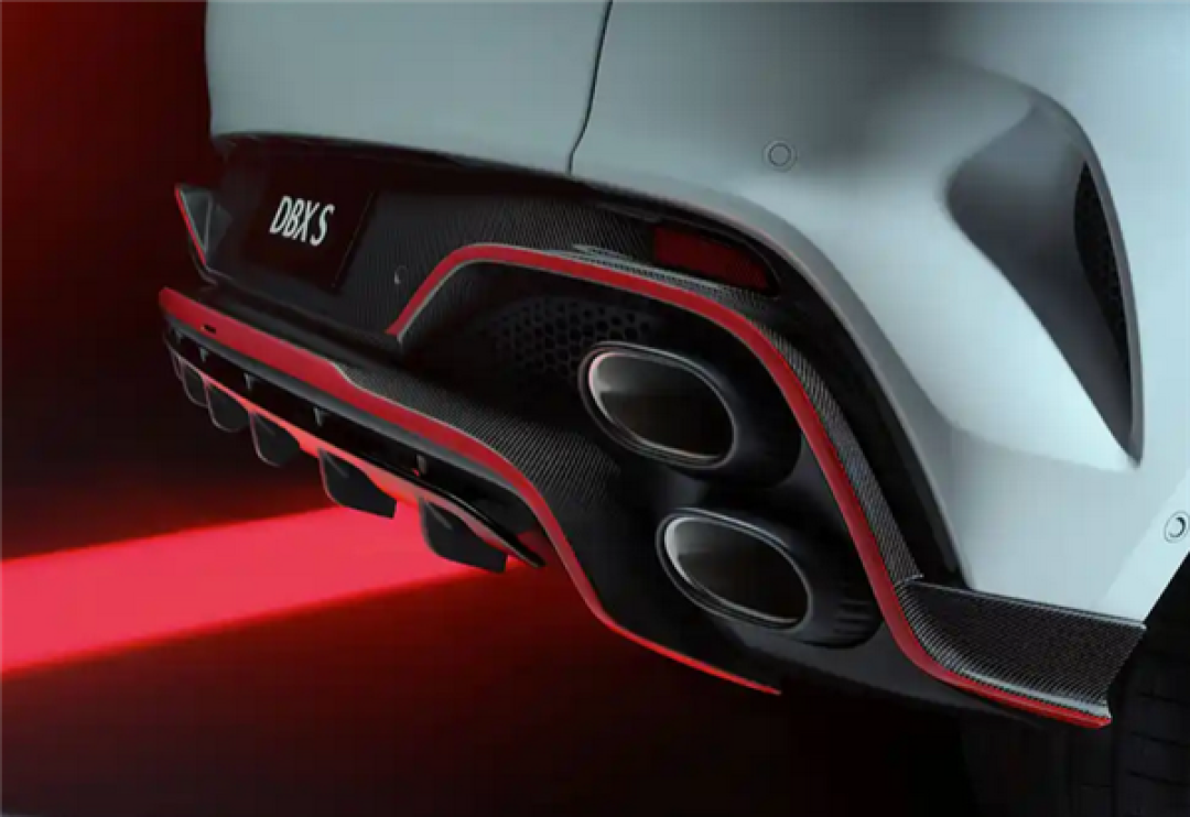 性能SUV天花板！阿斯顿・马丁DBX S官图发布：搭4.0T V8动力_SUV_什么值得买