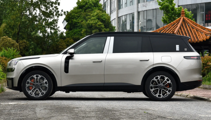 对比深蓝S09，领克900才是真正的性价比之选_什么值得买