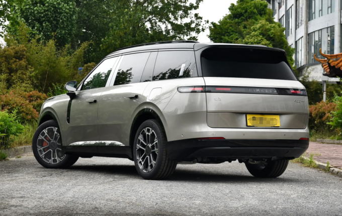 对比深蓝S09，领克900才是真正的性价比之选_什么值得买