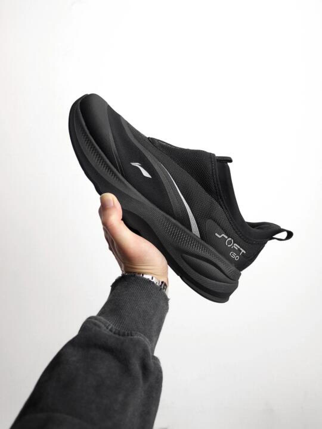 李宁SOFT GO 2爆红背后：藏在细节里的通勤舒适革命_休闲运动鞋_什么值得买