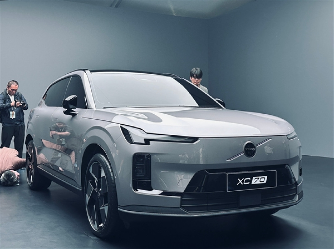 沃尔沃XC70官宣：全新SMA架构首款长续航超级混动SUV_SUV_什么值得买