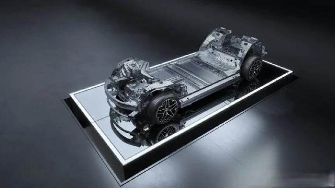 电磁直驱悬架颠覆百年汽车史：比亚迪云辇-Z如何用5毫秒响应改写全球产业规则_新能源车_什么值得买