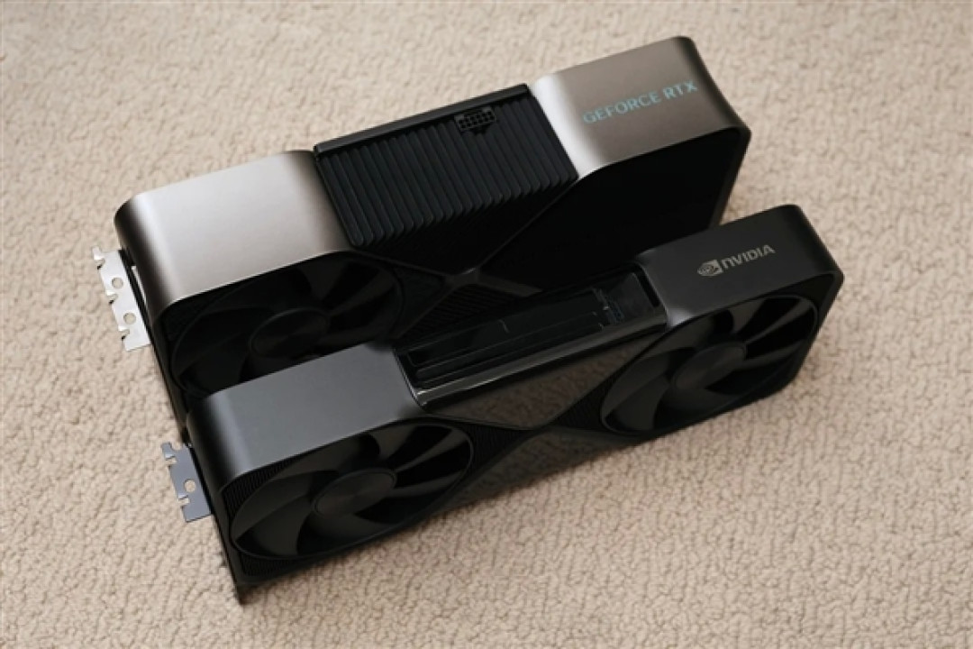 96GB显存要9万元！RTX PRO 6000专业卡首测：只比5090快了区区9％_显卡_什么值得买