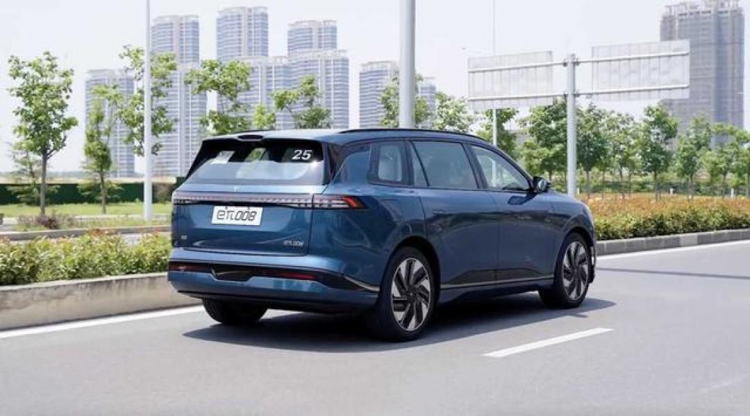 零跑C16对比东风奕派008：六座SUV五大维度实测，家庭用户怎么选？_SUV_什么值得买