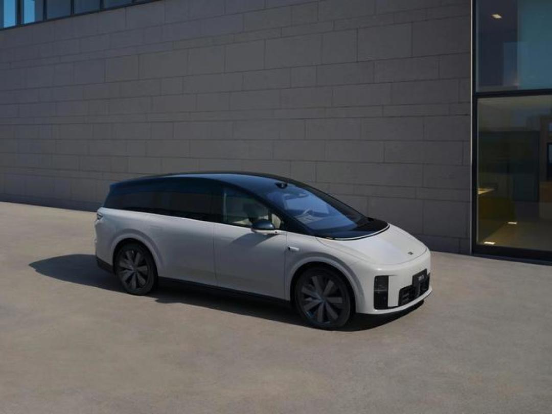 理想i8对比L9/MEGA：纯电平台如何实现"小车身大空间"？_新能源车_什么值得买