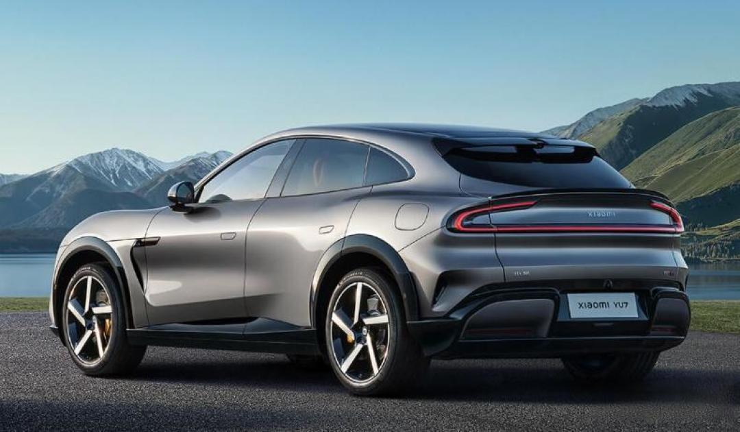 小米YU7对决Model Y：30万内新能源车的参数王者与体验标杆之争_新能源车_什么值得买