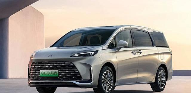 别克GL8陆尚插混MPV实测油耗5.6L，1420km续航如何炼成？_MPV_什么值得买
