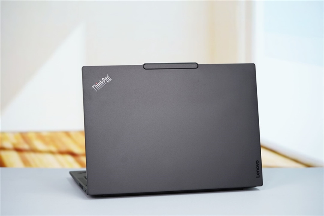 高端商务本需要怎样的SSD！搭载长江存储PC411的联想ThinkPad E14 Gen7磁盘性能测试：高性能 低功耗 稳定可_笔记本电脑_什么值得买