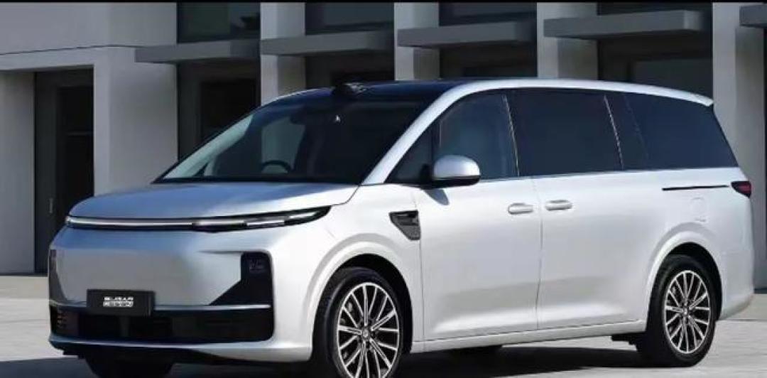 零跑首款MPV双动力续航破千 剧院式空间+20万级定价能否颠覆市场？_MPV_什么值得买